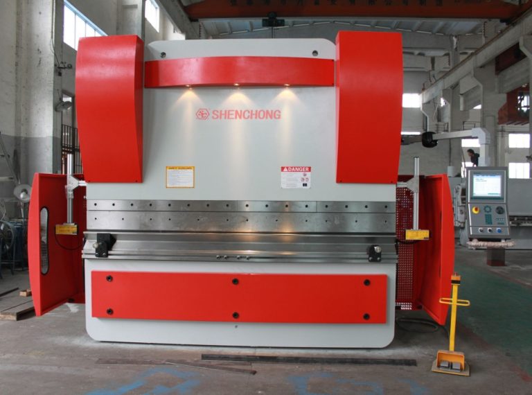 300 Ton 3200MM Hydraulic CNC Press Brake Machine For Sale - SC Machinery